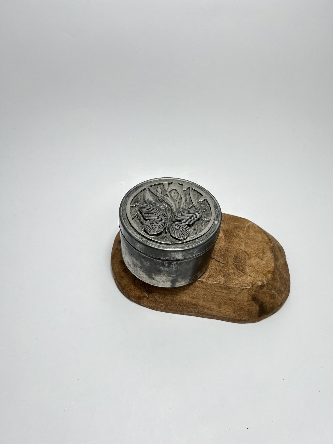 Vintage Butterfly Pewter Metal Round Container Trinket Box Snuff Box ...