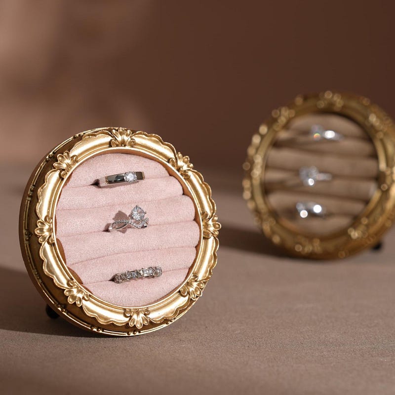 Engagement Ring Holder - Etsy