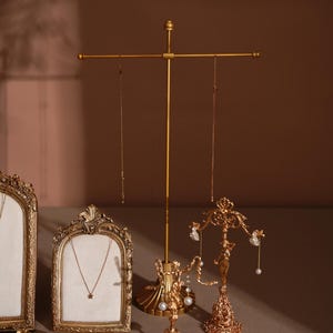 Gold Jewelry Display Vintage Style Necklace Stand Earring Holder ...