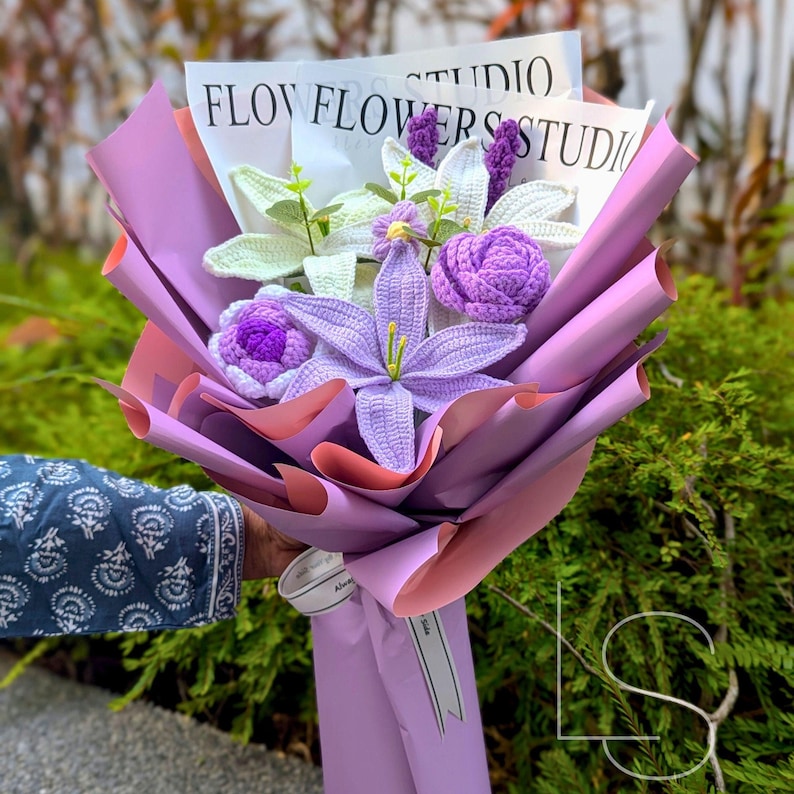 Crochet Lily Flower Bouquet, Crochet Flowers, Wedding Bouquet, Flower ...