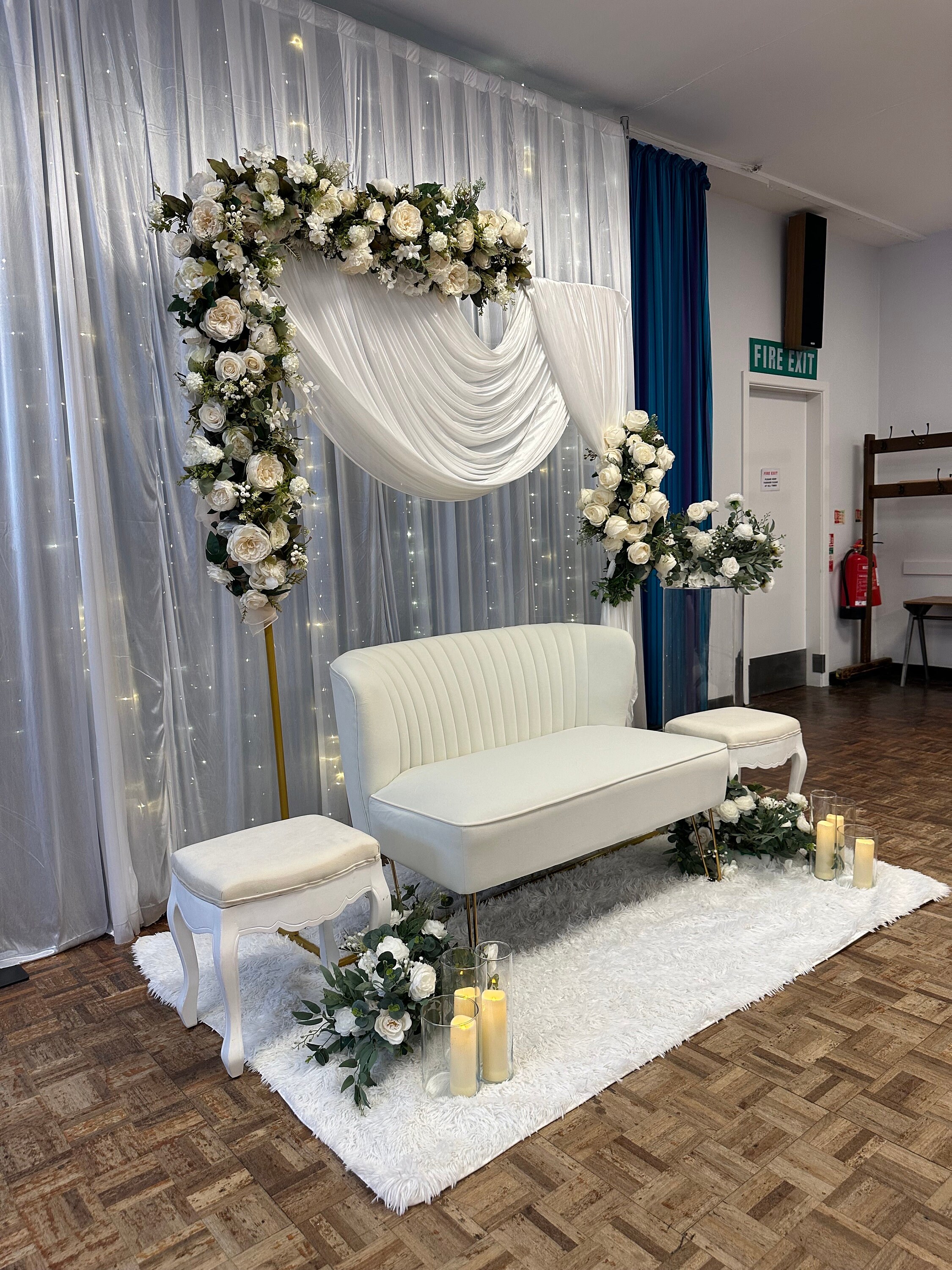 Manchester UK Wedding Stage Sofa for Hire - Etsy UK