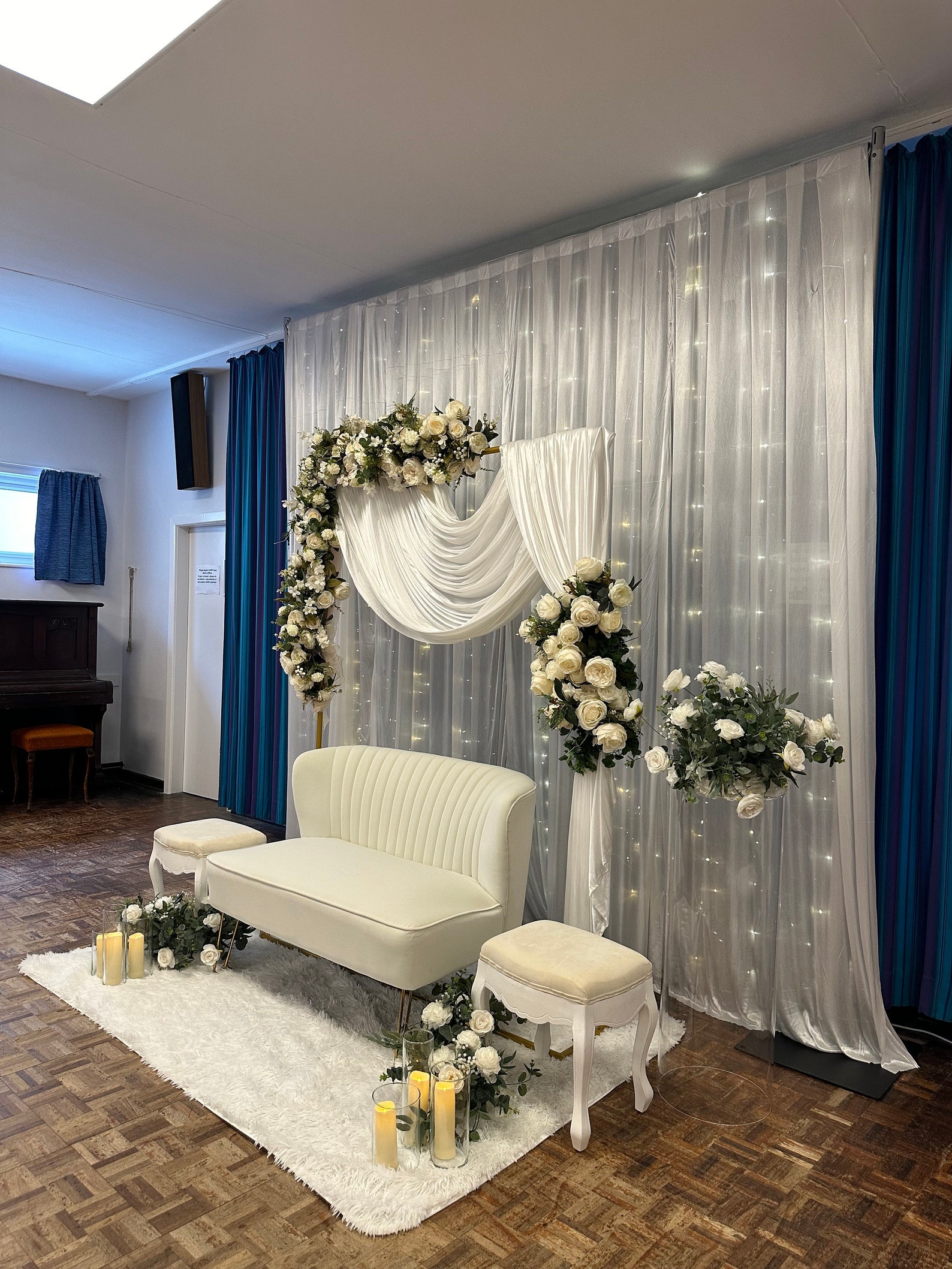 Manchester UK Wedding Stage Sofa for Hire - Etsy UK