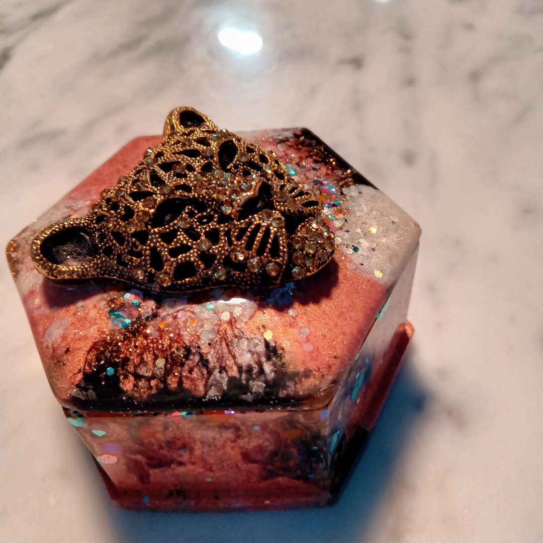 Octagon Sparkle Resin Box With Crystal Gold Leopard - Etsy