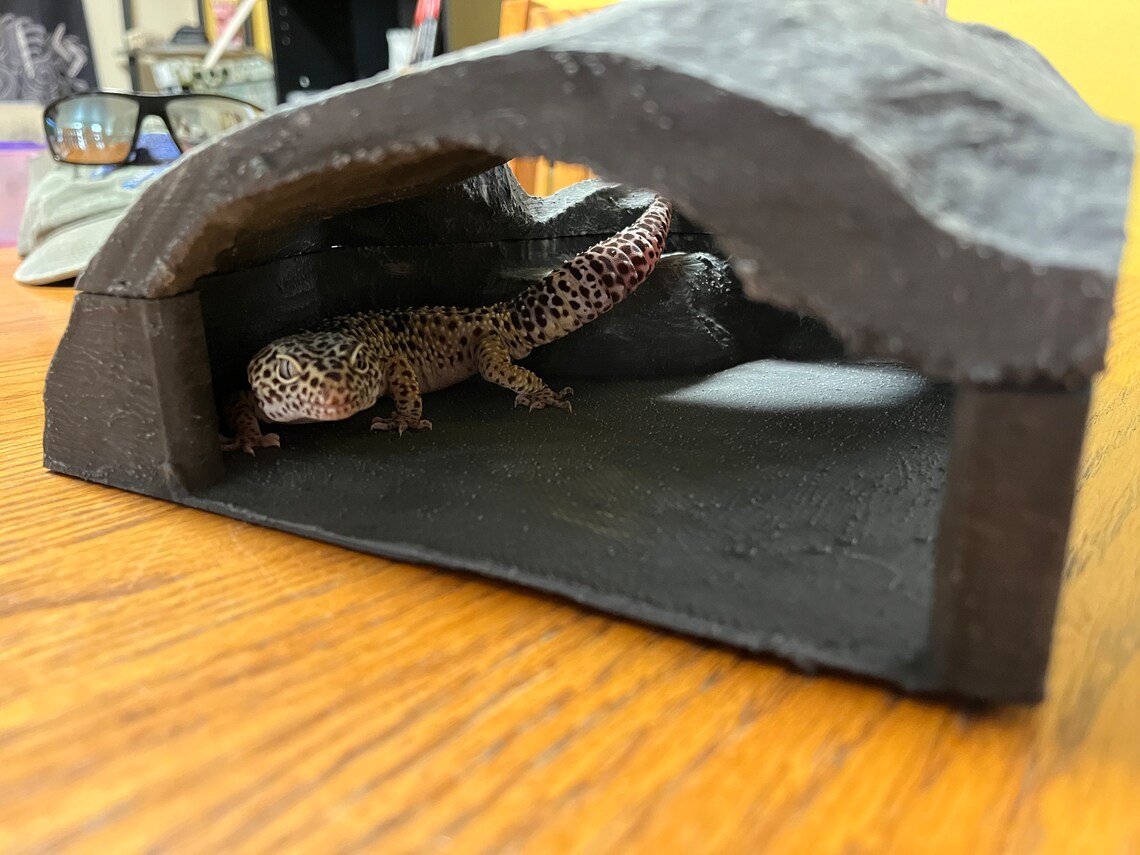 Reptile Terrarium Corner Hide Underground Corner Viewing 8"l X 8"w X 3. ...