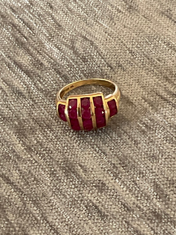Unique Art deco ruby barrel shape ring - Gem
