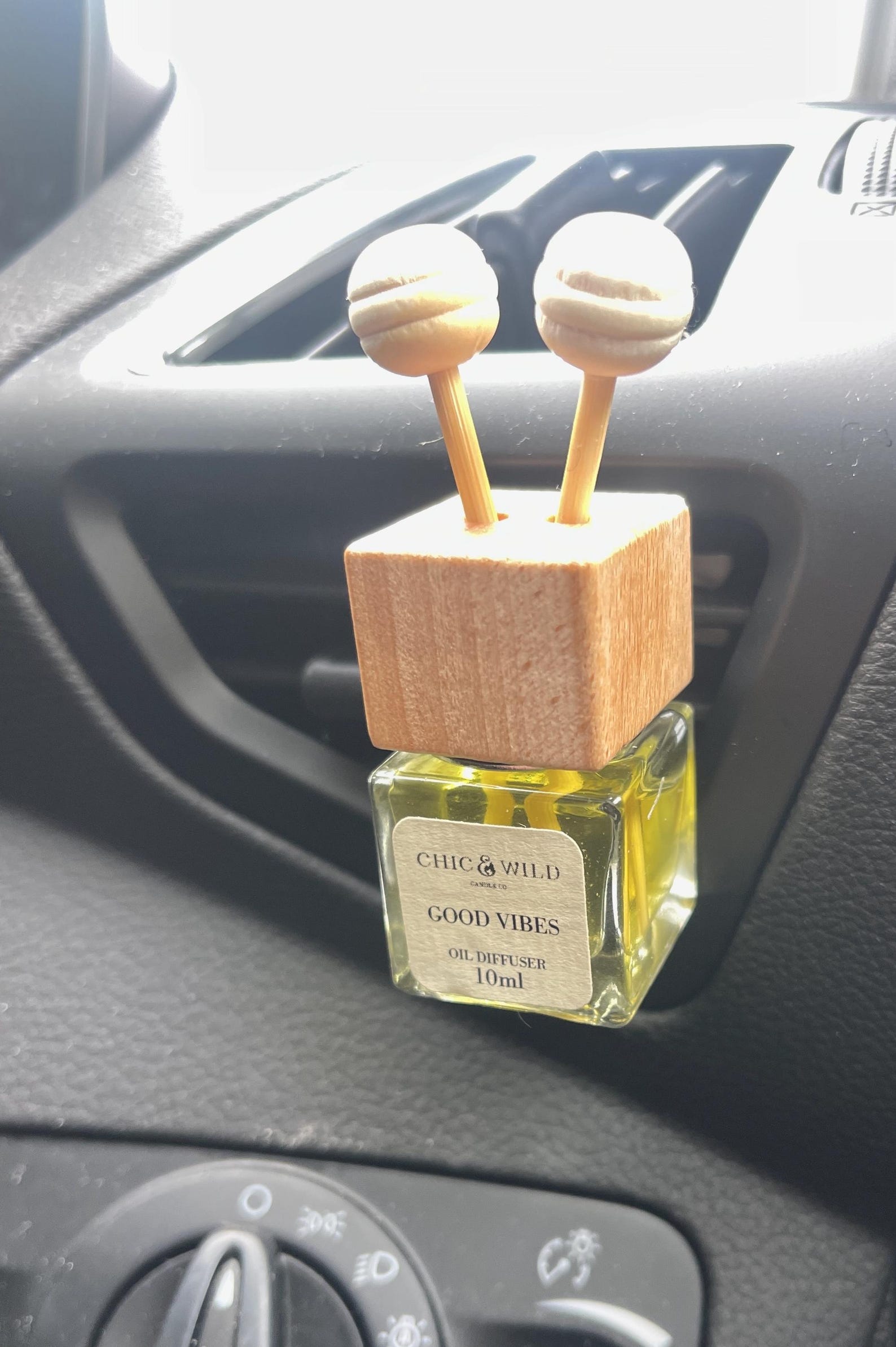 Car Essential Oil Diffuser Car Air Freshener Reed Diffuser Mood ...