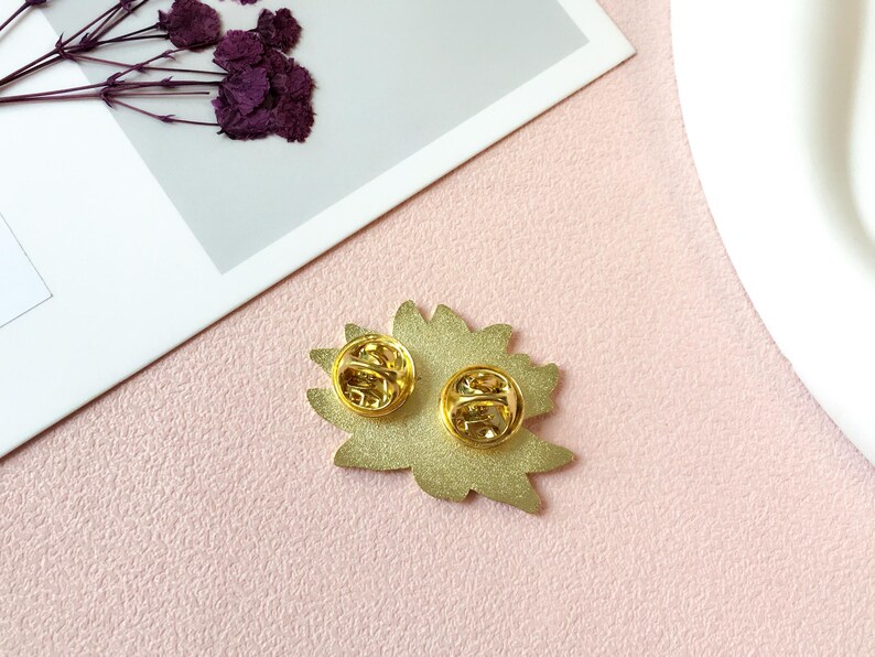 White Lotus Enamel Pin | Flower Pin Badge | Lapel Pin | Collar Pin ...