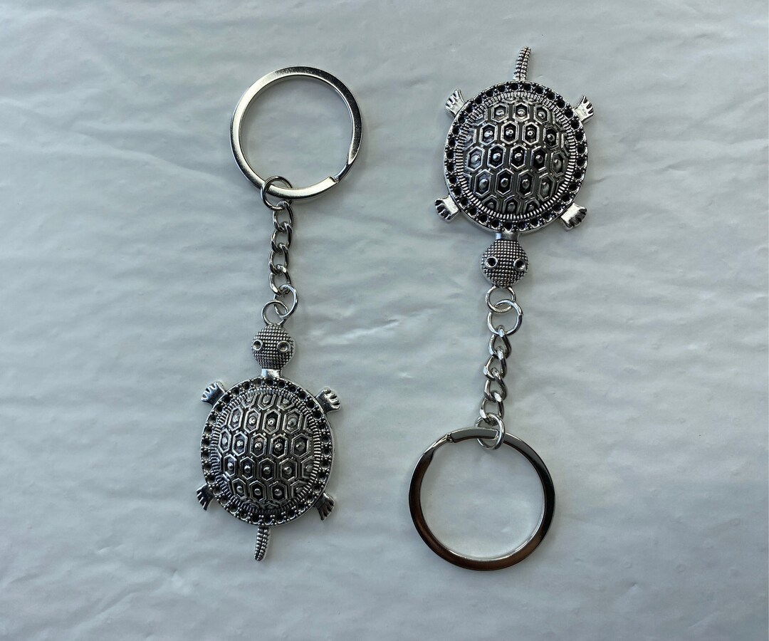 Turtle Keychain, Turtle Keyring, Birthday Gift Idea for a Friend, Hand ...