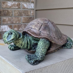 Concrete Garden Turtle Painted Tortoise Garden Figurine Cement Reptile ...