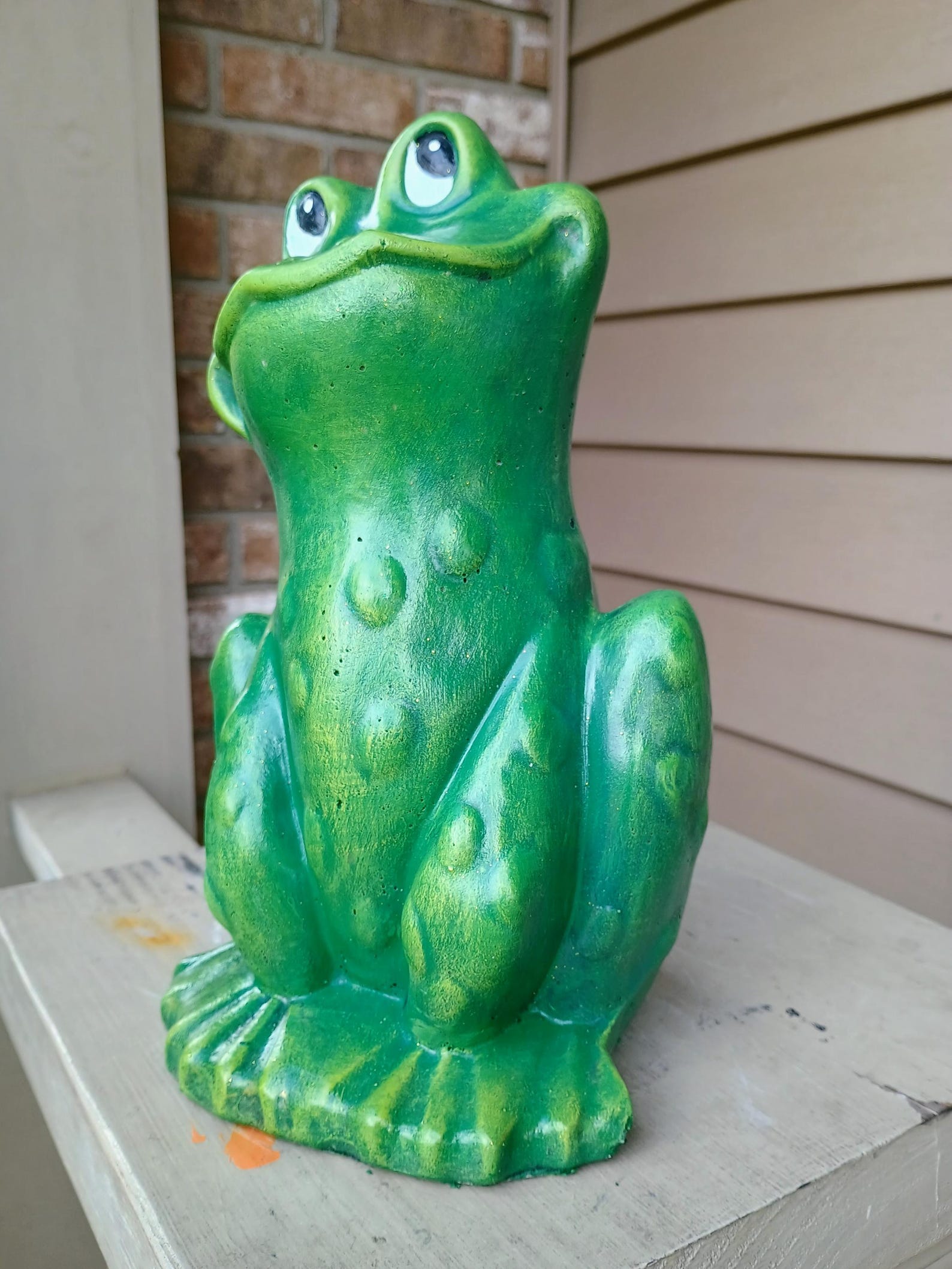 Painted Concrete Garden Frog Statue Cement Animal Statuary Indoor ...