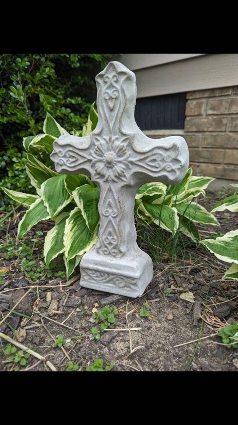Concrete Garden Cross Concrete Standing Catholic Christian Monument ...
