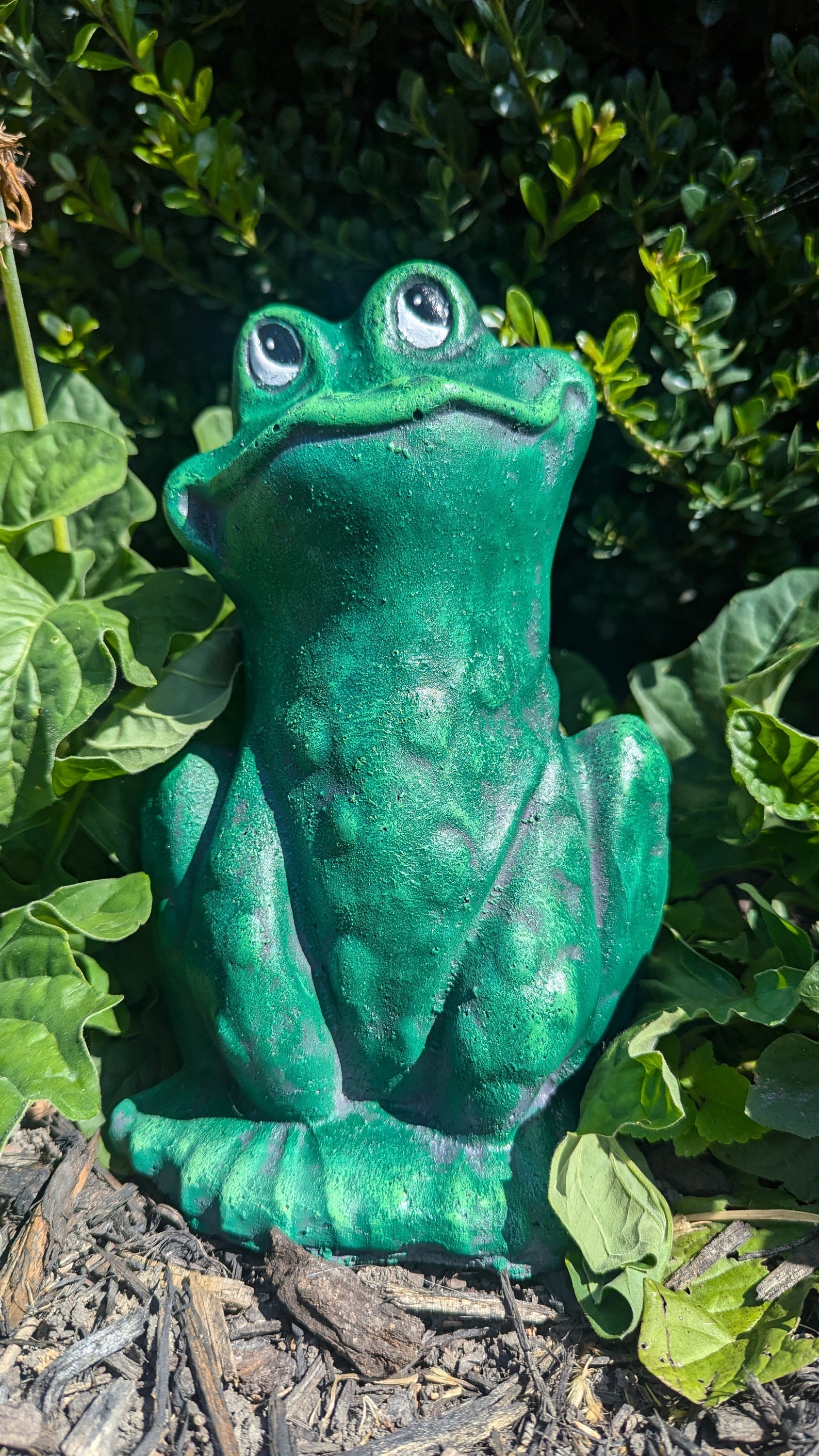Painted Concrete Garden Frog Statue Cement Animal Statuary Indoor ...