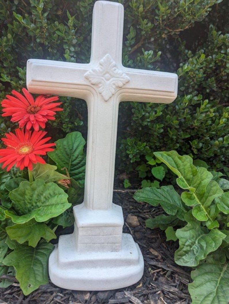 Concrete Cross Cement Garden Cross Lawn Ornament/ Memorial Cross ...