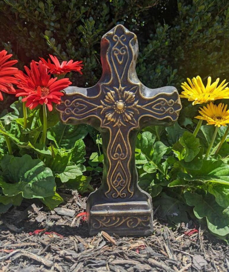 Concrete Garden Cross Concrete Standing Catholic Christian Monument ...