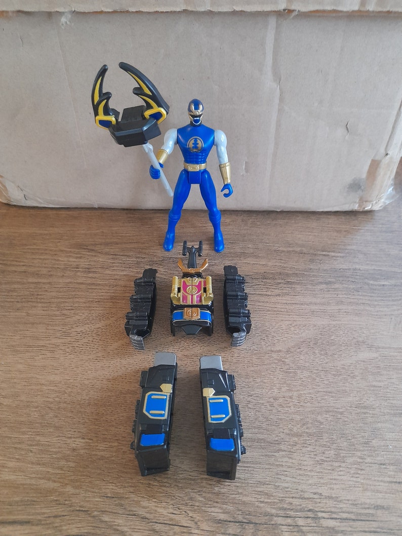 Power Rangers Ninja Storm Navy Thunder Ranger Megazord Armour Action ...