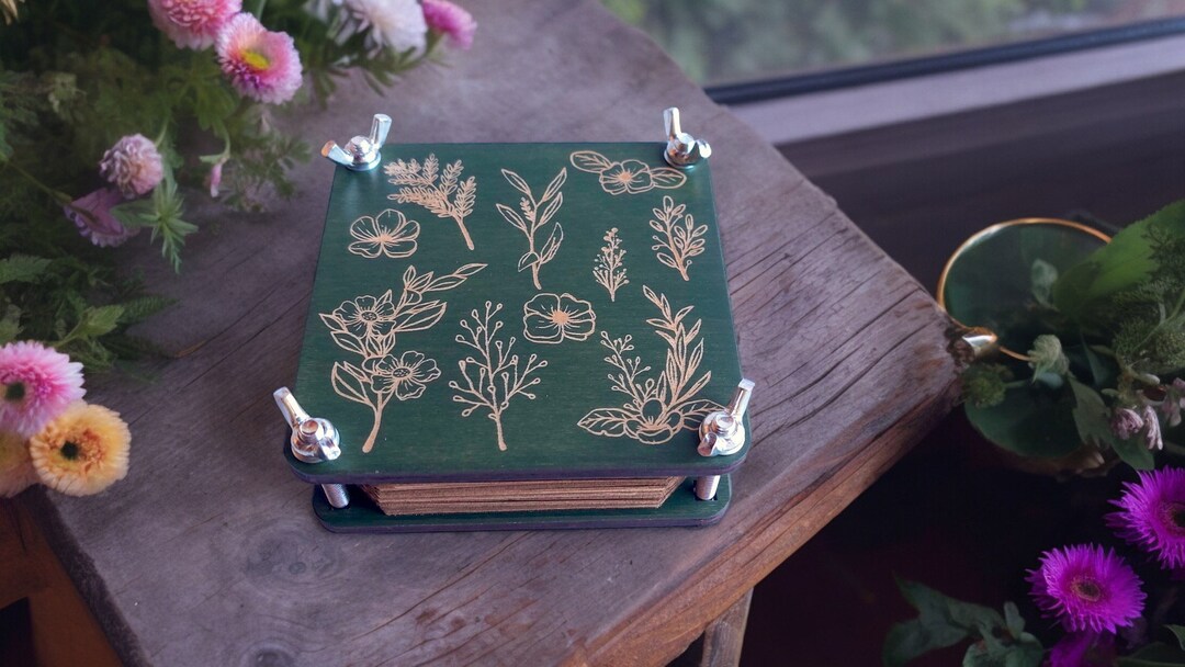 Flower Pocket Press With Floral Pattern Engraving, Birthday Gift, Mini ...