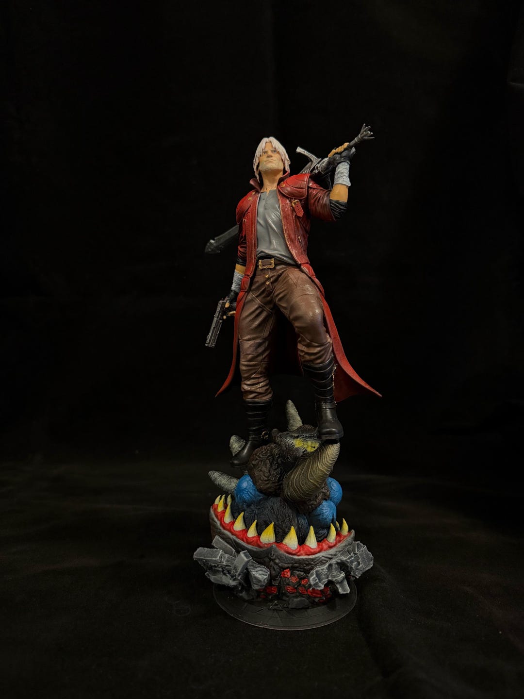 Devil May Cry Dante Figure: Hand-painted DMC Statue - Etsy
