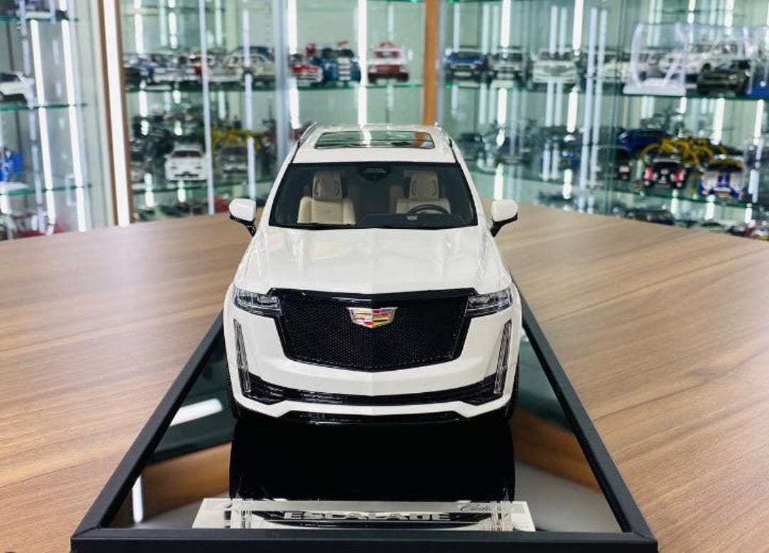 PREMIUM Handmade 1:18 Cadillac Escalade Limited Edition White Resin Car ...