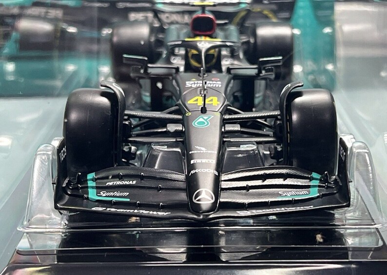 LIMITED EDITION Lewis Hamilton Mercedes-amg F1 W14 44 Formula 1 2023 1: ...