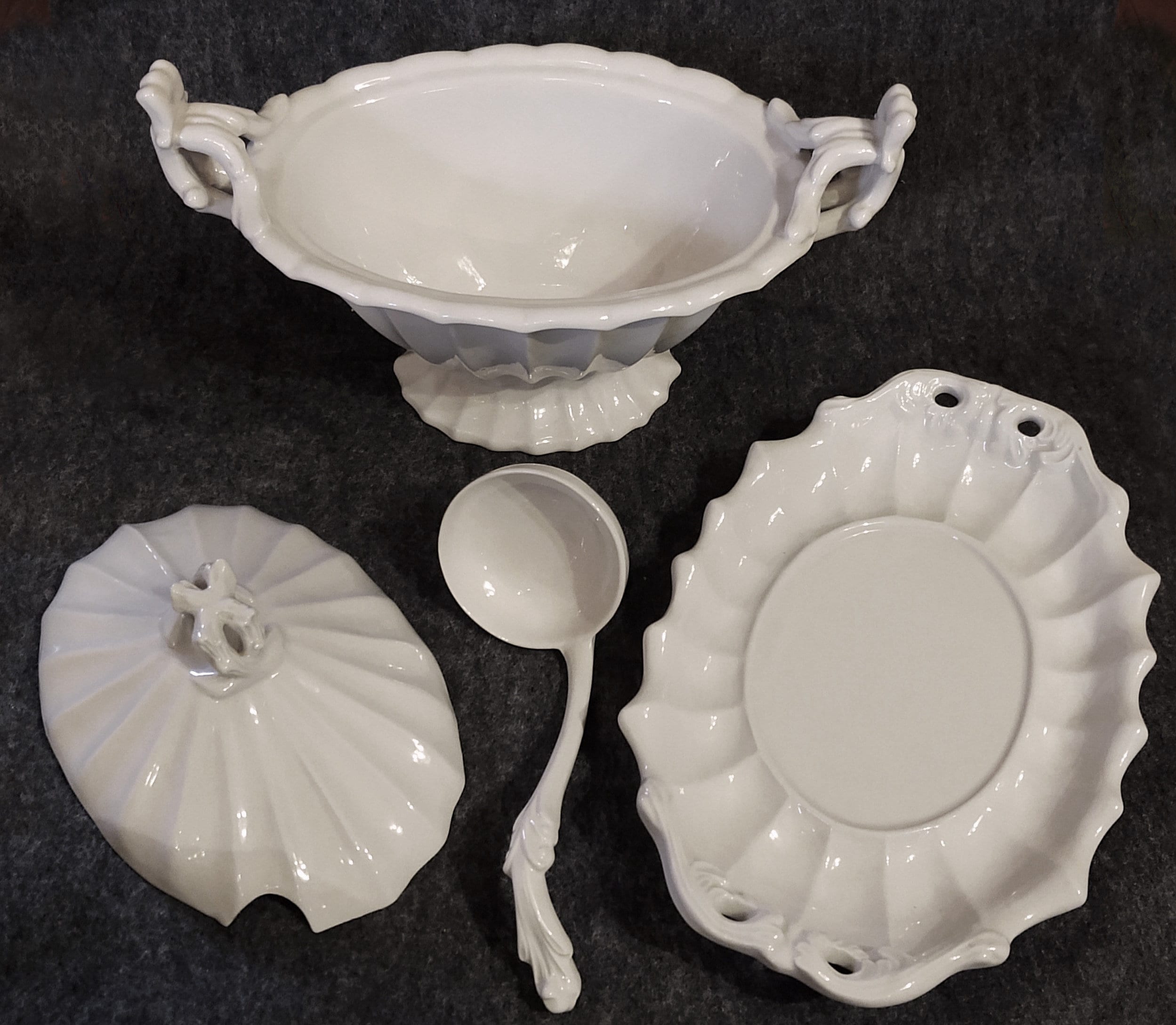 Red Cliff White Ironstone Large Tureen With Lid, Underplate and Ladle ...