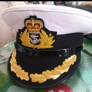 British Royal Navy Captain / Commander Officers Peaked Cap / Hat Queens ...