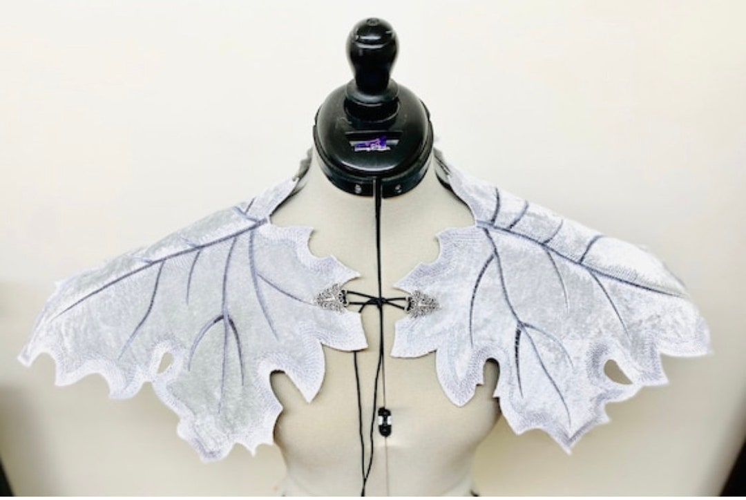 Embroidered, Silver, Velvet Elven Leaf Capelet, Elven Ranger Fall Leaf ...