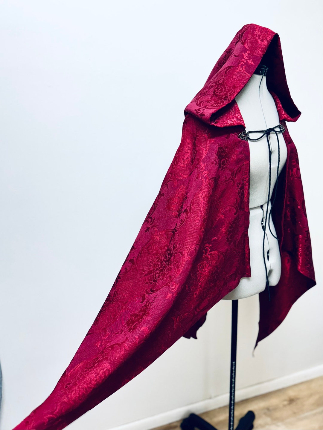High Quality, Dark Maroon, Damask Tapestry Renaissance Cape With Full ...