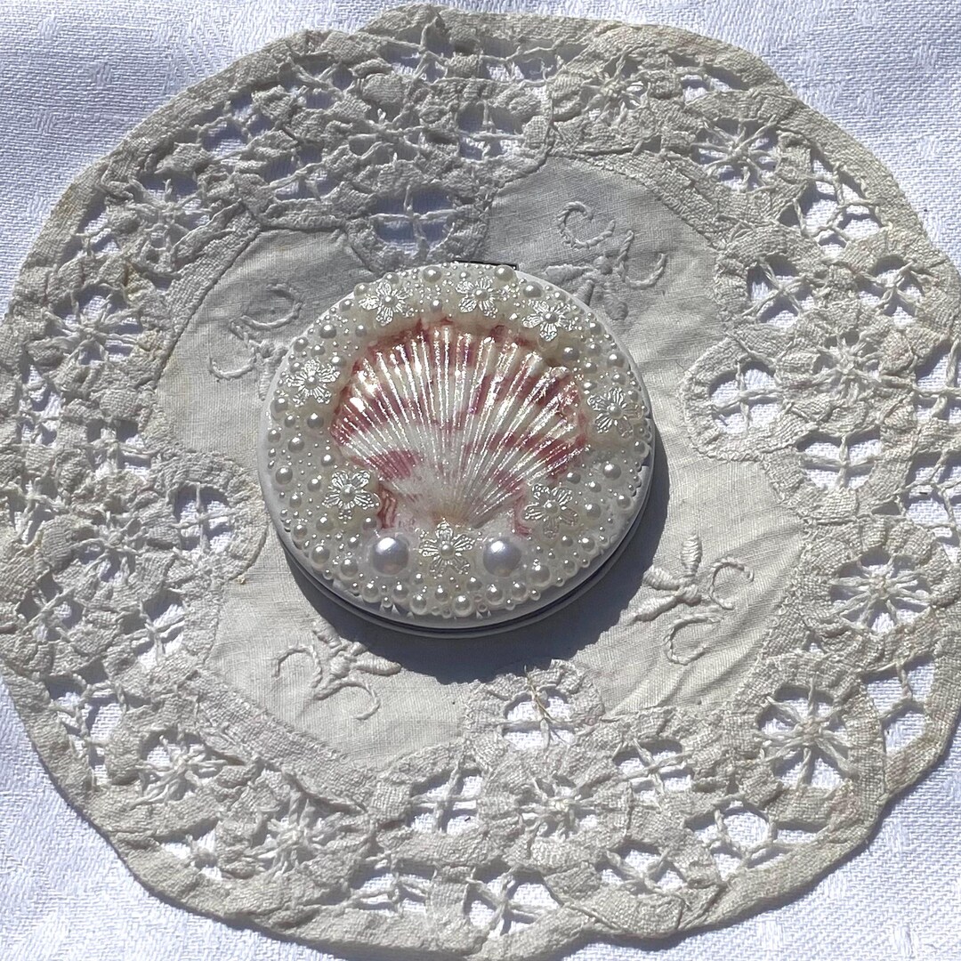 Shell and Pearl Compact Mirror - Etsy