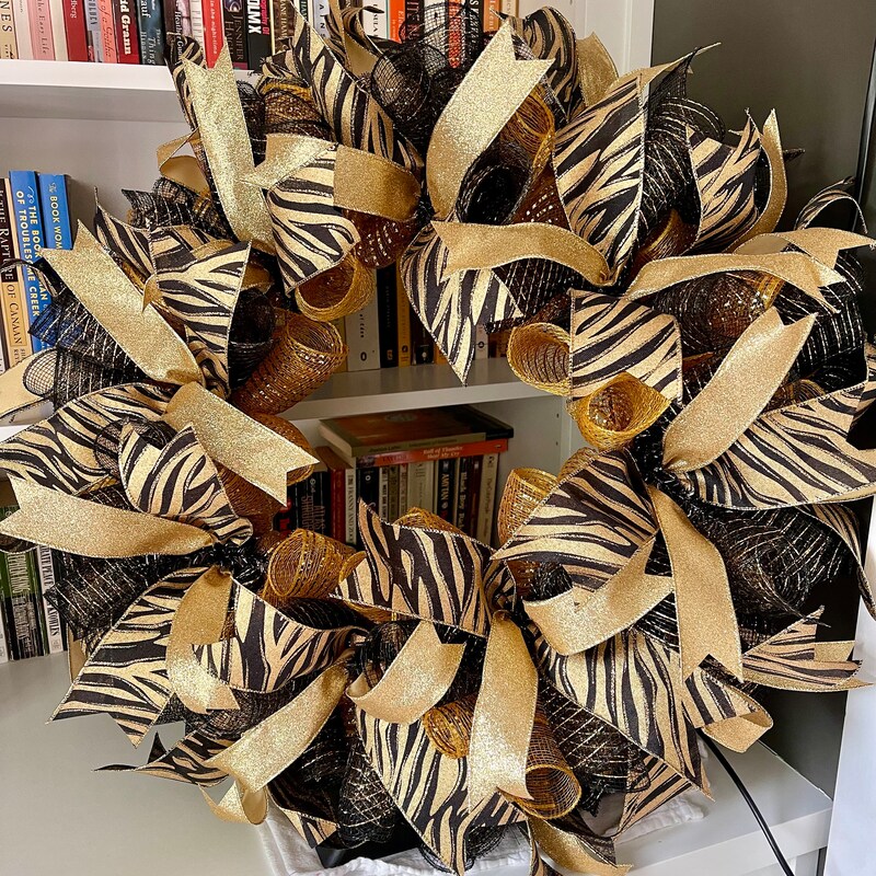 Tiger Wreath - Etsy