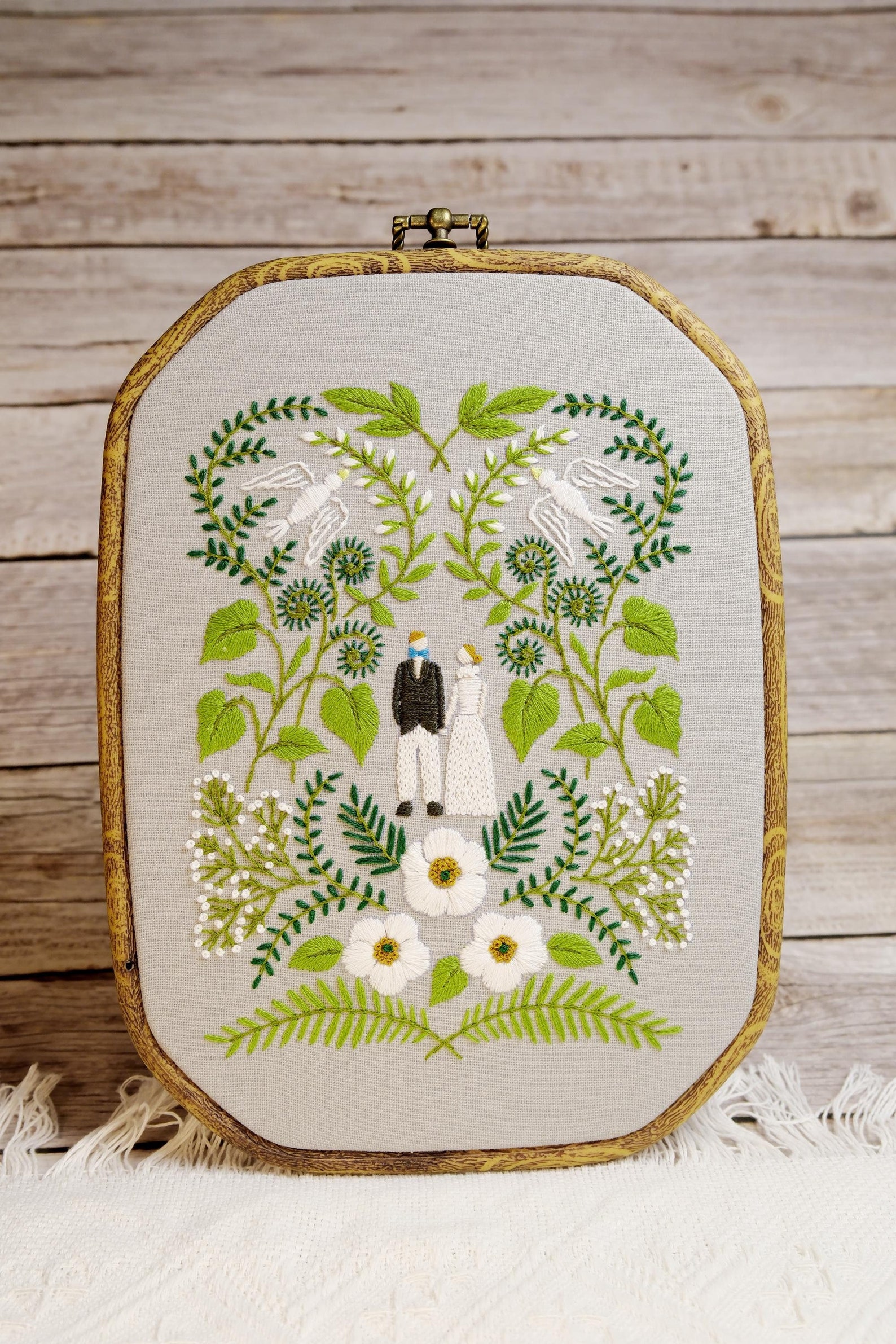 Handmade Wedding Couple Embroidery Hoop, Floral Canvas Wall Art - Etsy