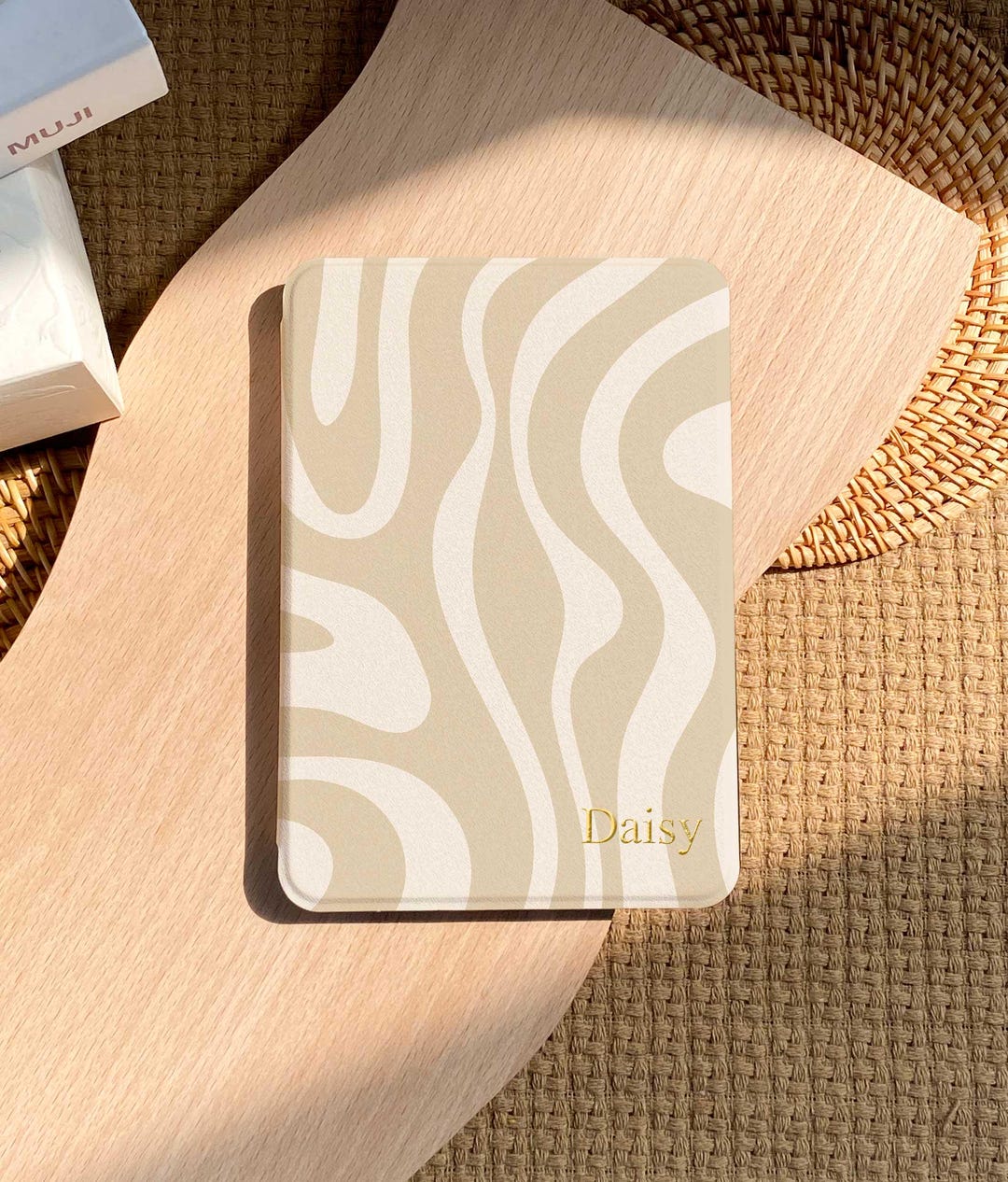 Personalized Kindle Case: White Wave Gold Foil Initials, Paperwhite ...