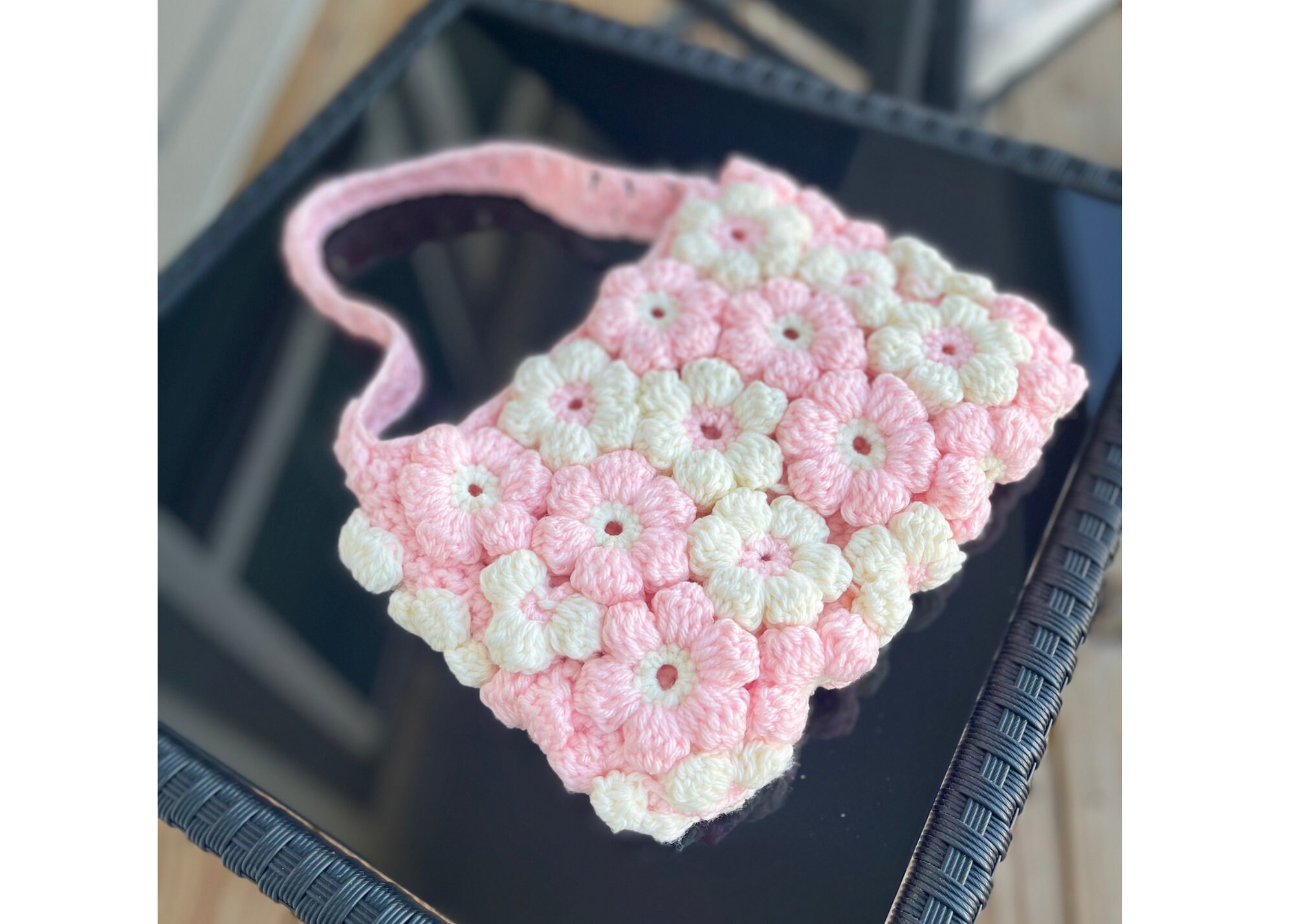 Crochet Flower Bag Pattern – Puff Stitch Wrist Bag (PDF Pattern) - Etsy