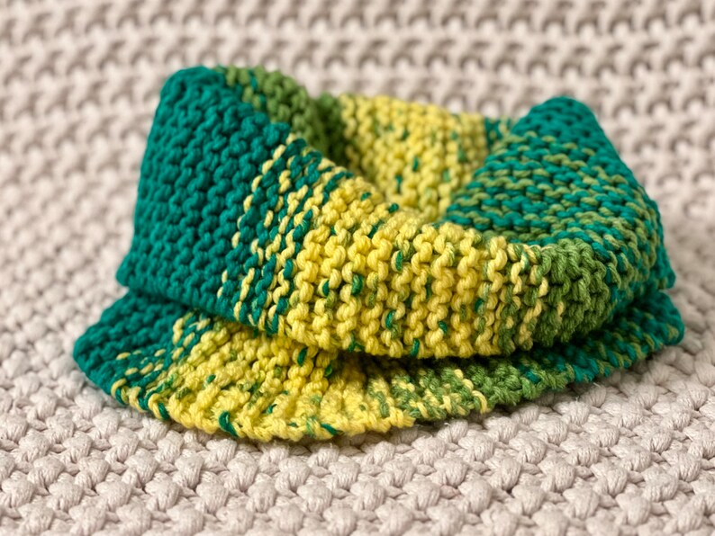 Knitted Dog Scarf Pattern: Beginner Project (PDF Pattern) - Etsy