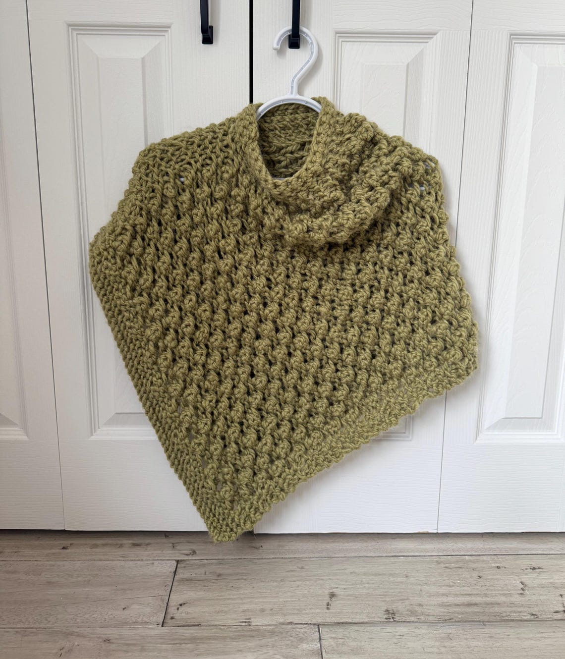 Super Bulky Yarn Knitting Pattern-knitted Poncho Pattern-asymmetric ...