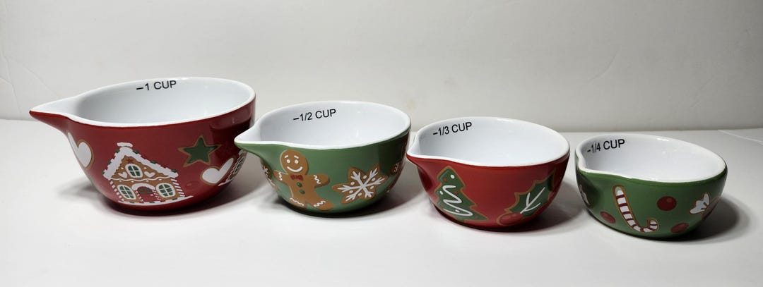 Holiday, Winter 1, 1/2, 1/3, 1/4 Cup Ceramic Stacking Measuring Cups ...