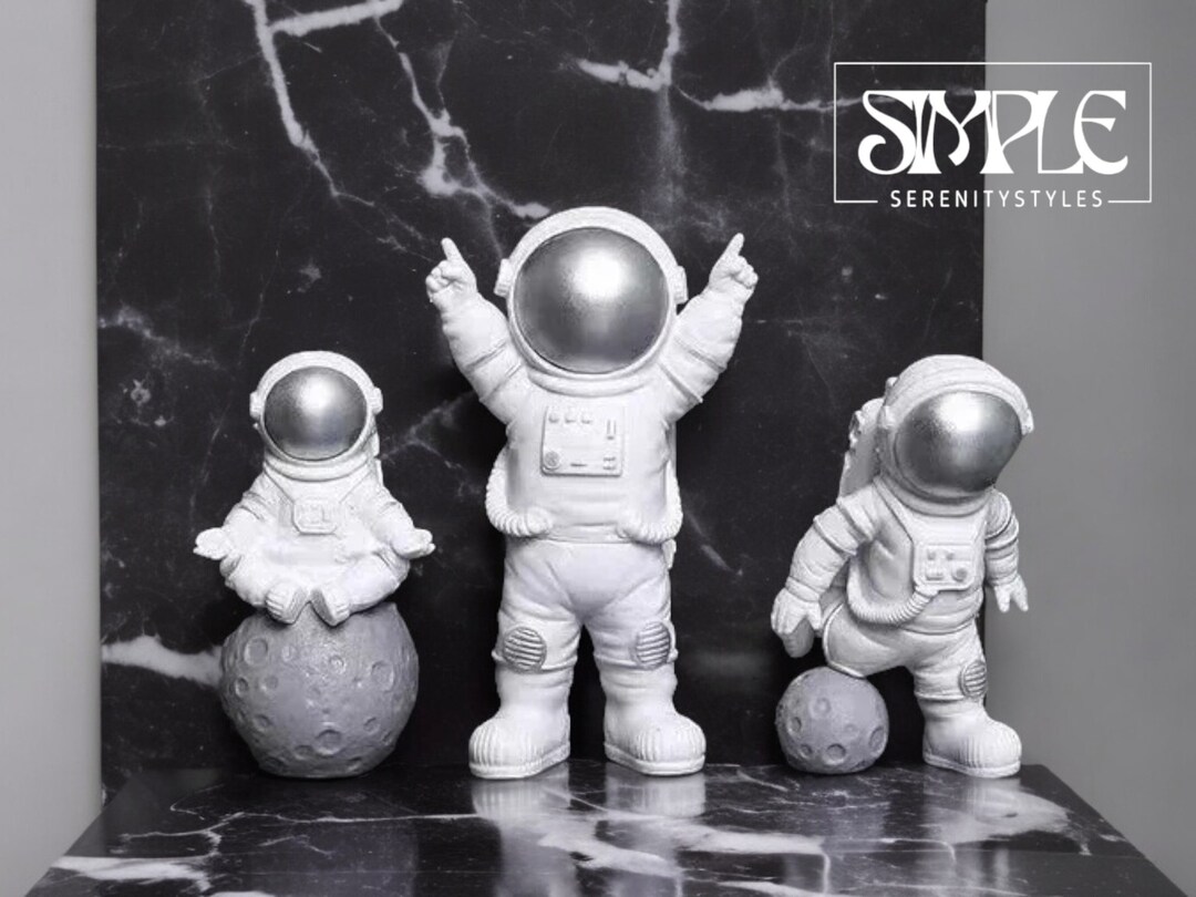 Statue Figurines Decoration | Room Design Accessories | Cute Art ...