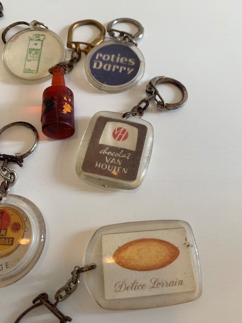 OLD Set of Ten Vintage Keychains - Etsy
