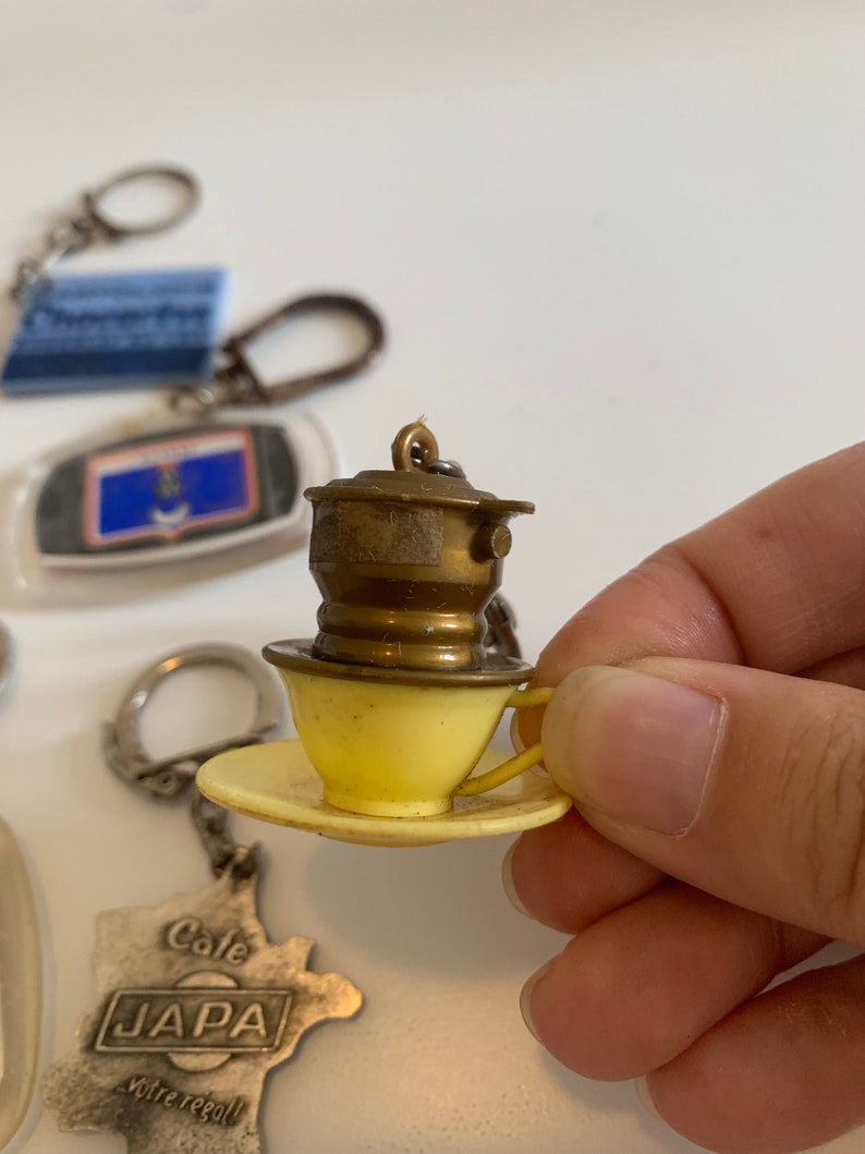 OLD Set of Ten Vintage Keychains - Etsy