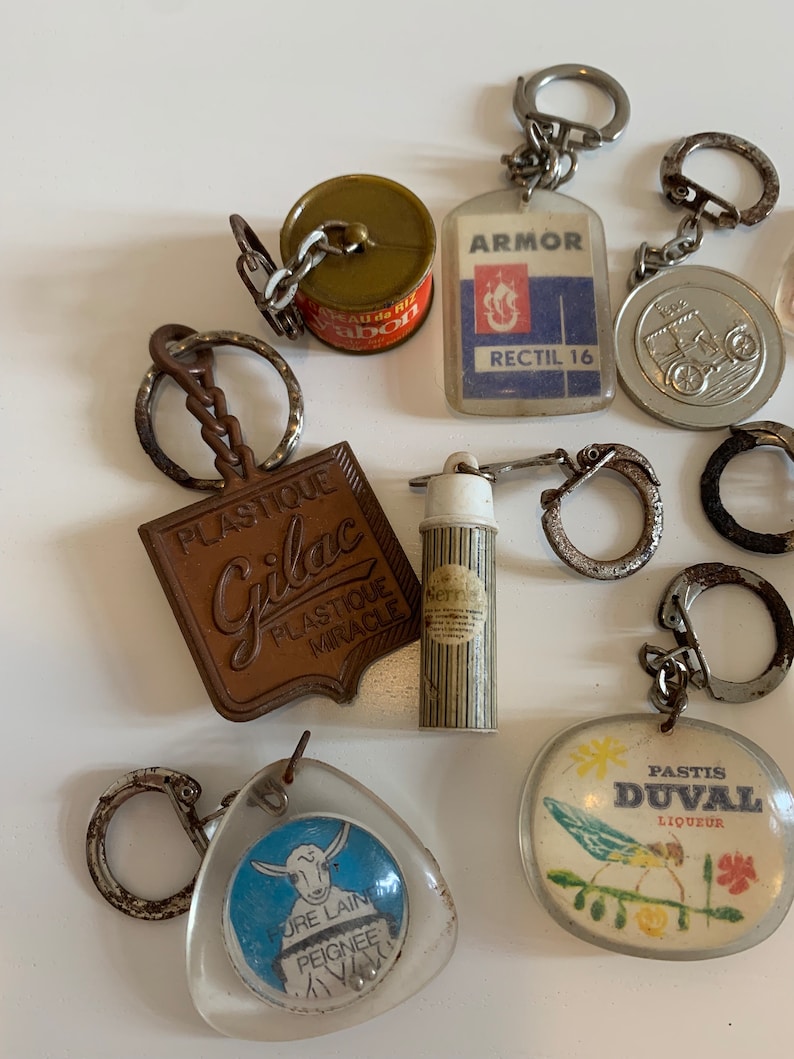 OLD Set of Ten Vintage Keychains - Etsy