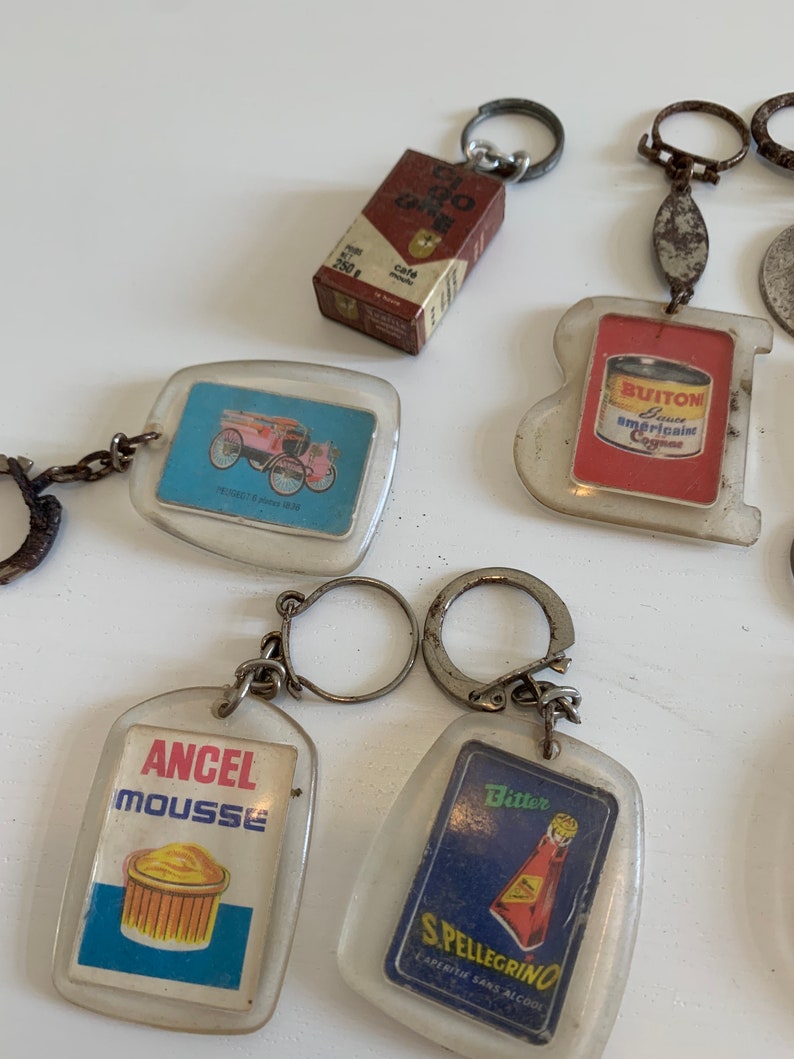 OLD Set of Ten Vintage Keychains - Etsy