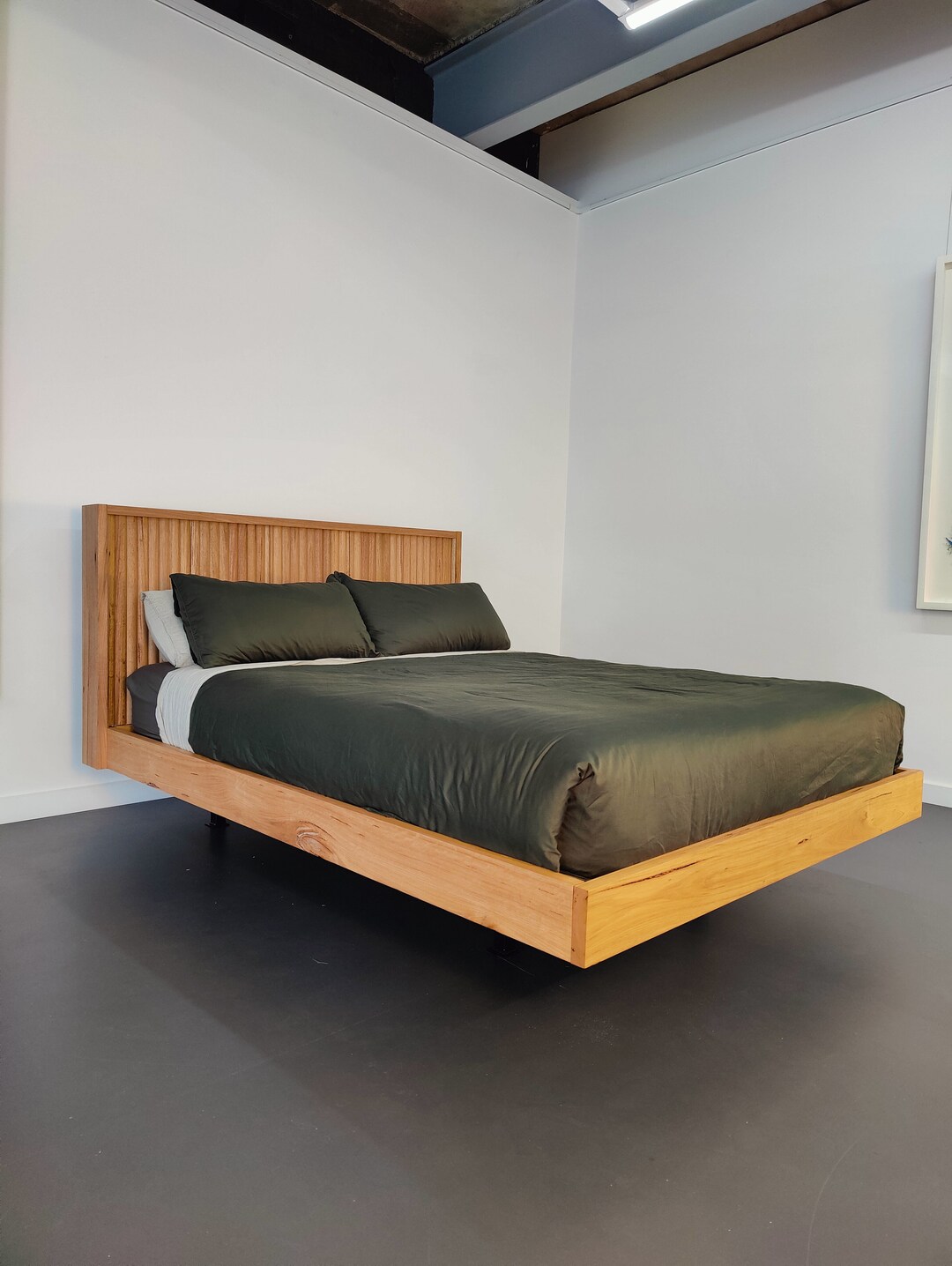 Floating Timber Bed - Etsy