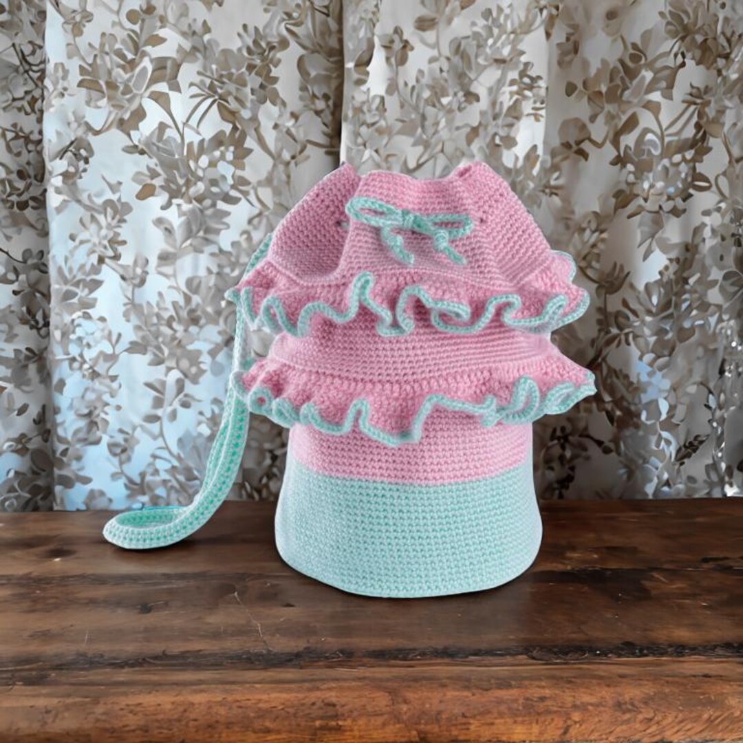 Crochet Frilly Bucket Bag Pattern – Easy DIY Handbag Tutorial – Instant ...