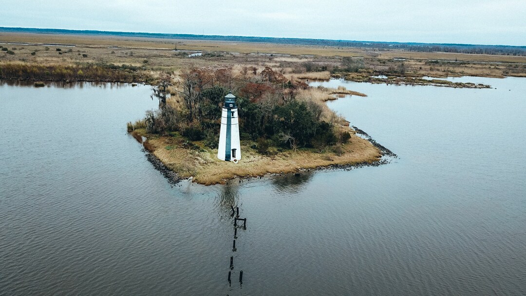 Tchefuncte River Lighthouse in Madisonville, Louisiana Digital Download ...