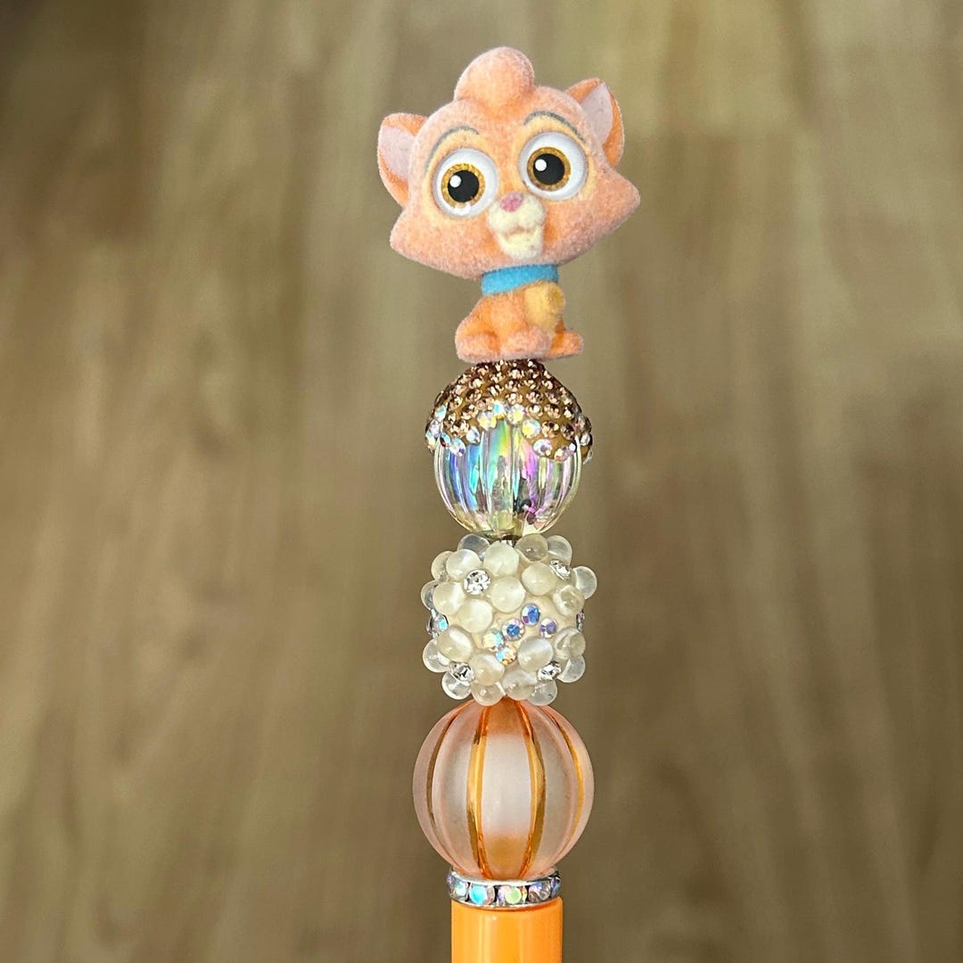 Oliver Doorable Pen - Etsy