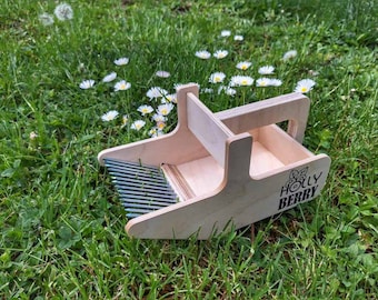 Engraved Wooden Berry Picker Personalized Garden Tool Blueberry ...