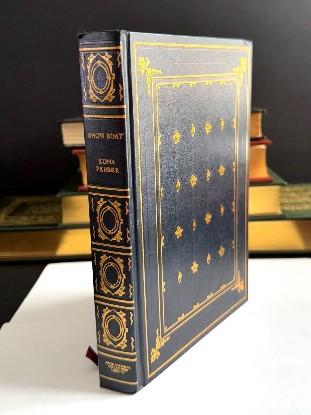 Show Boat by Edna Ferber International Collectors Library Edition 1926 ...
