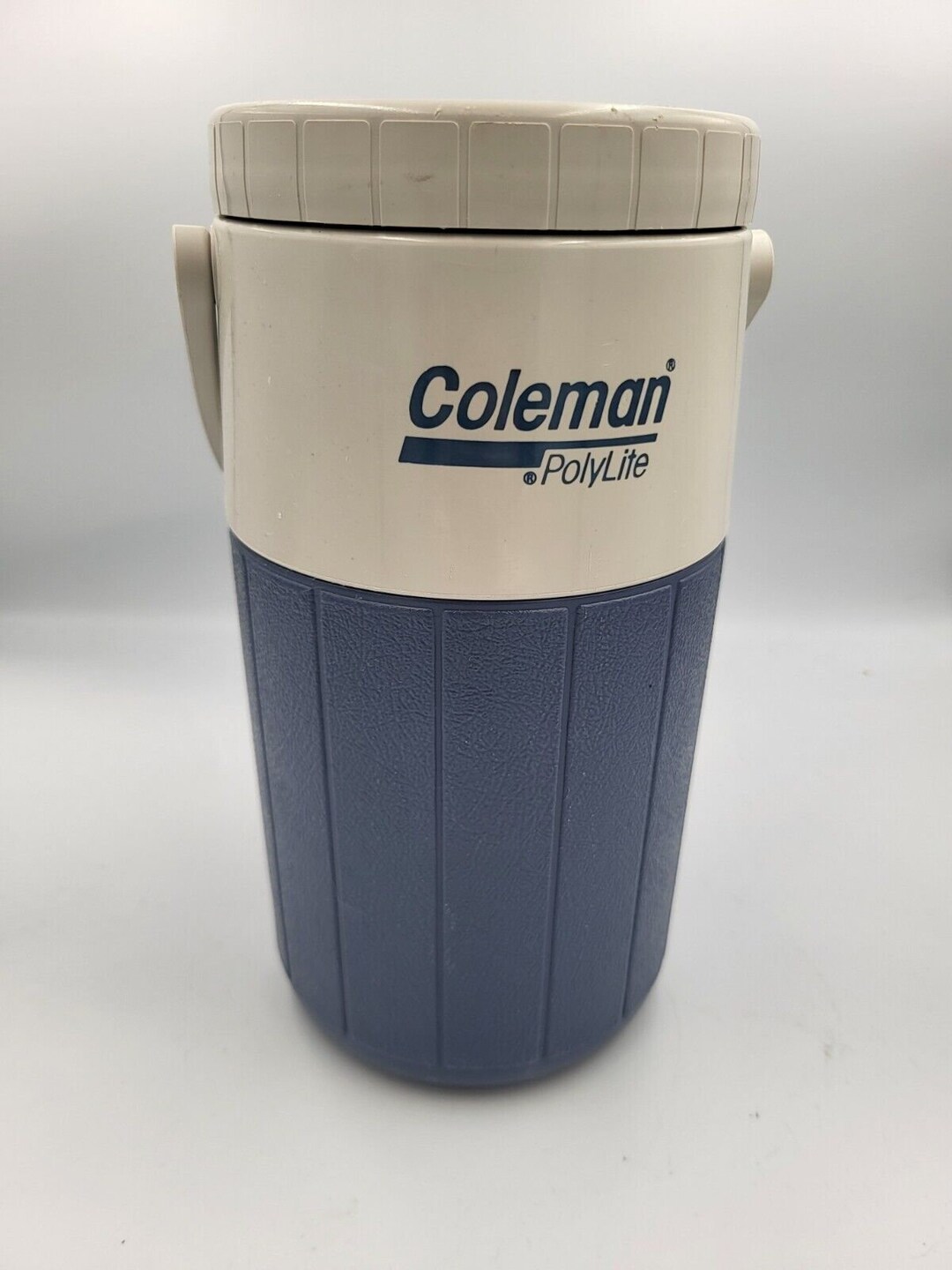 Coleman Polylite 2 Liter Jug With Plastic Flip Top Spout Light Blue - Etsy