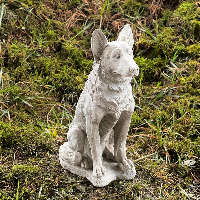Made in Germany Figurines - Etsy
