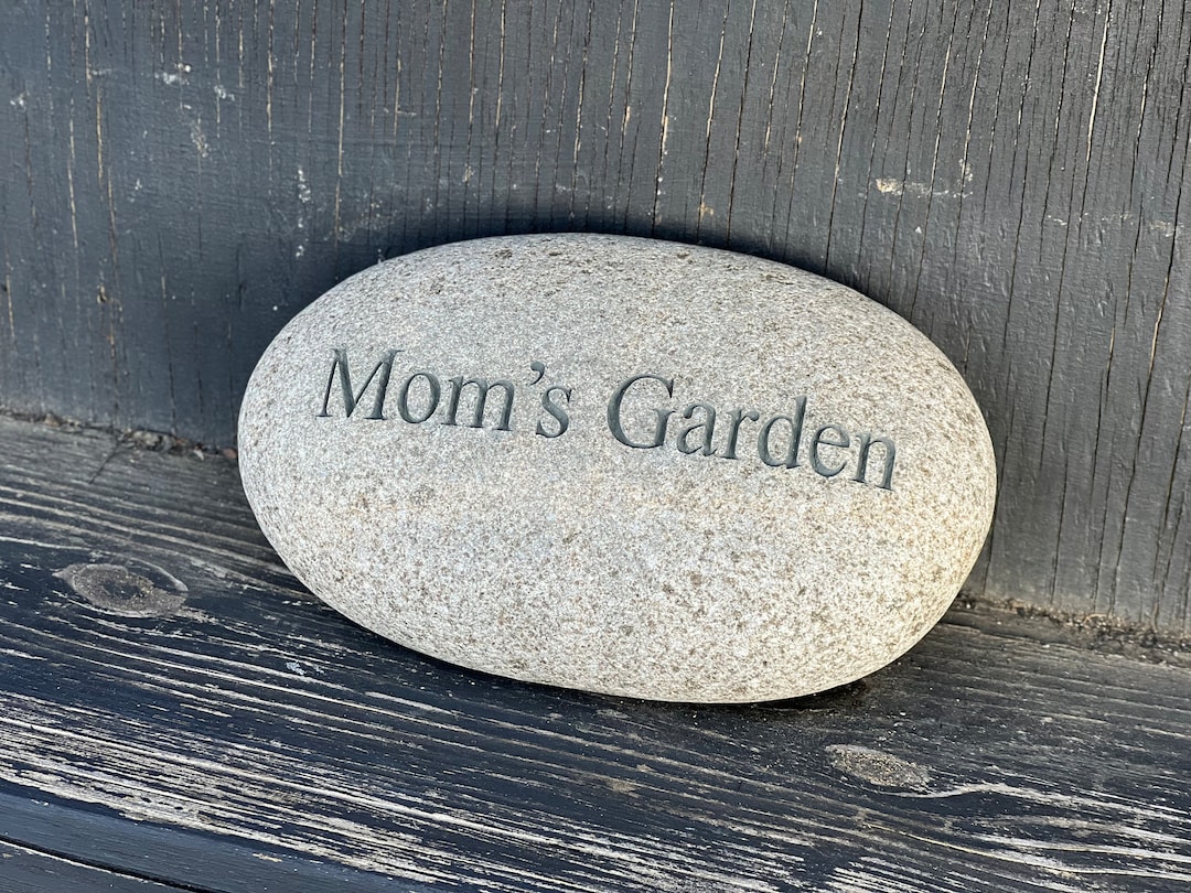 Mama Garden Stone Concrete Mamas Rock Personalized Garden Stone Mama ...