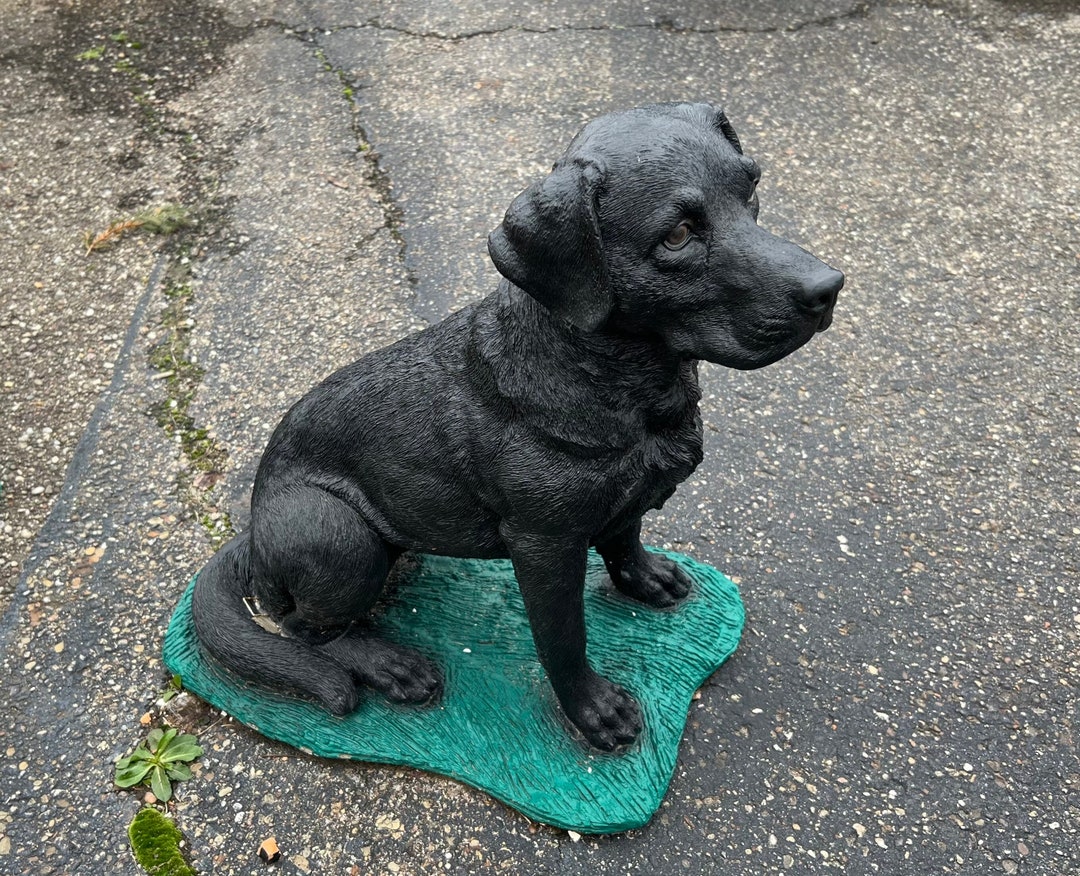 Chocolate Labrador Statue Black Labrador Retriever Garden Sculpture ...